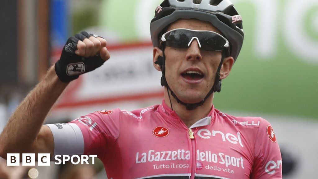 Giro d'Italia: Simon Yates extends lead with fine solo win on stage 15 ...