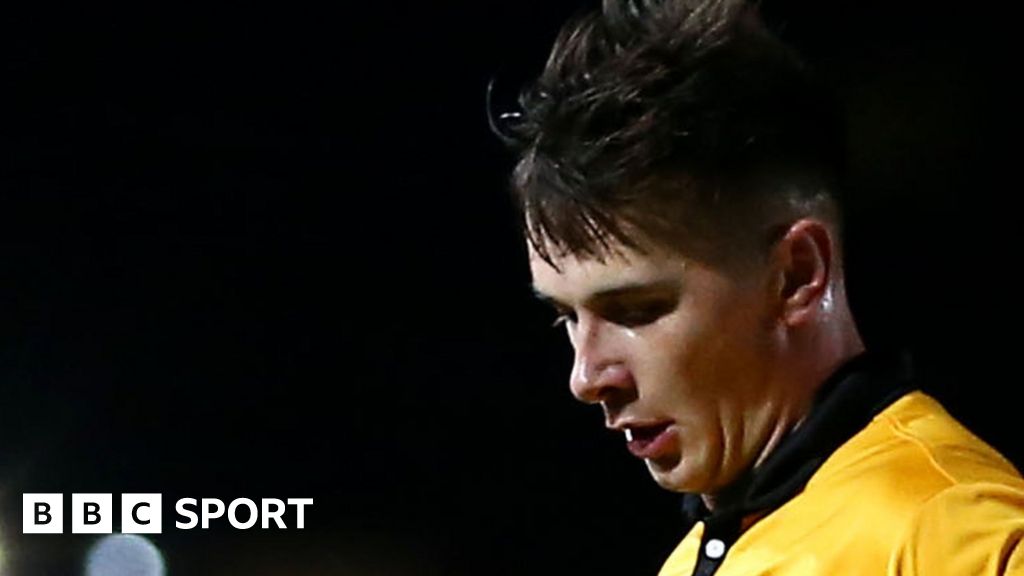 Mark Harris: Port Vale sign striker on loan from Cardiff City - BBC Sport