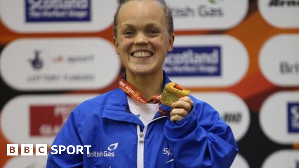 Ellie Simmonds wins gold in new world record at IPC Worlds - BBC Sport