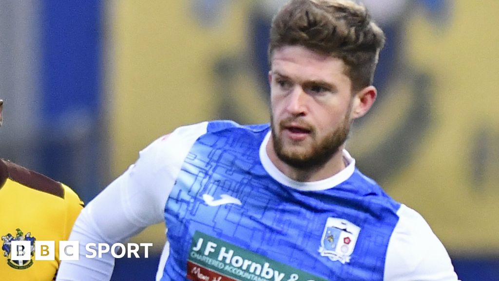 Joe Grayson: Stockport County sign defender from Barrow on loan - BBC Sport
