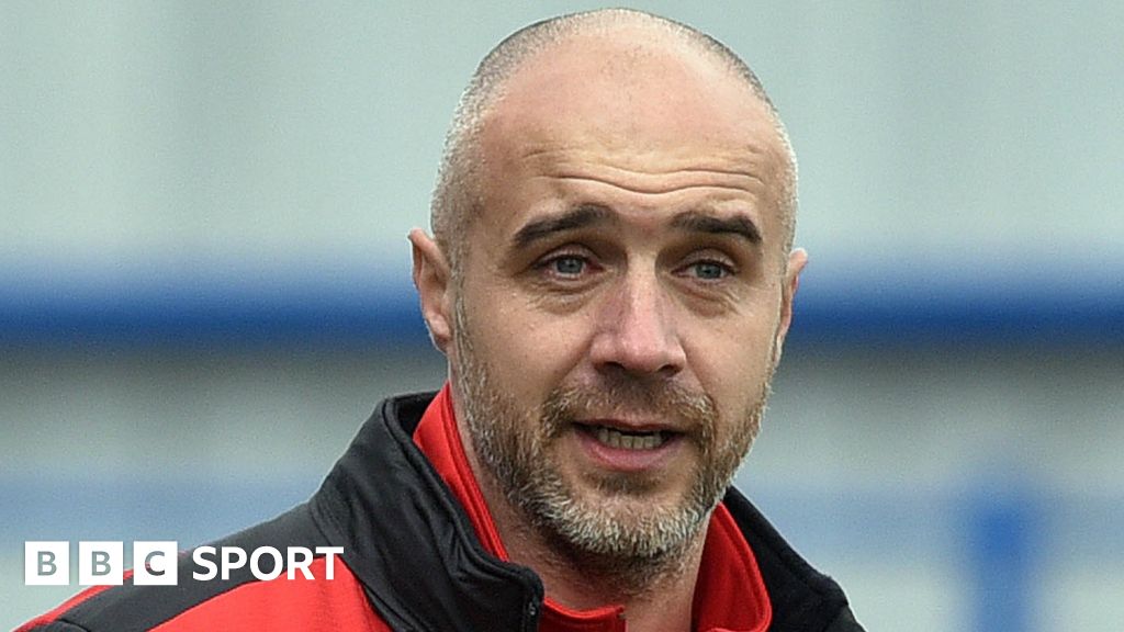 Gerard Lyttle begins Cliftonville clear-out with five players released ...