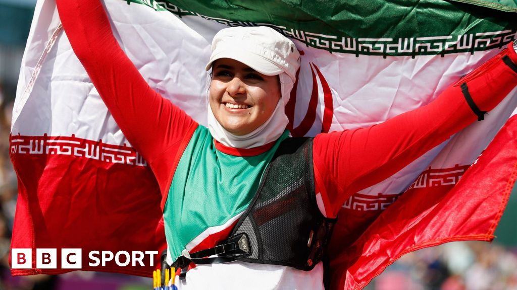 Iran Paralympic archer Zahra Nemati to carry Olympic flag - BBC Sport