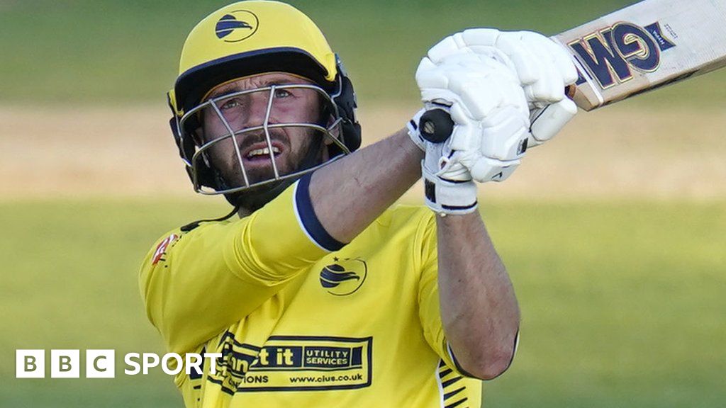 T20 Blast: James Vince becomes competition's leading run-scorer in ...