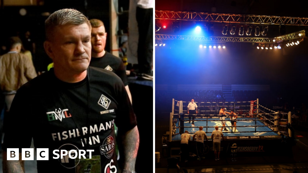 Box Off: Ricky Hatton's Manchester team fights Leeds in tournament ...