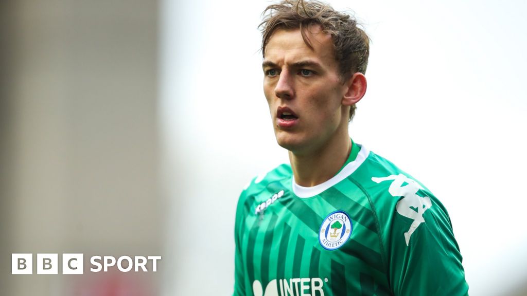Christian Walton: Wigan Athletic re-sign Brighton goalkeeper on loan ...
