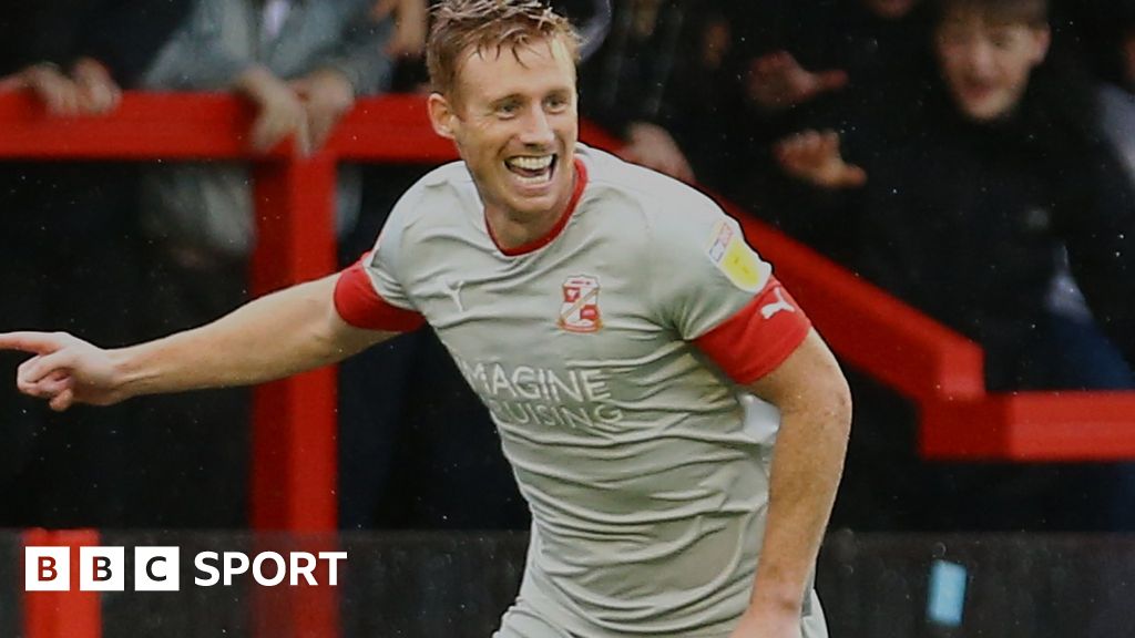 Eoin Doyle: Bradford City could recall striker from Swindon in January ...