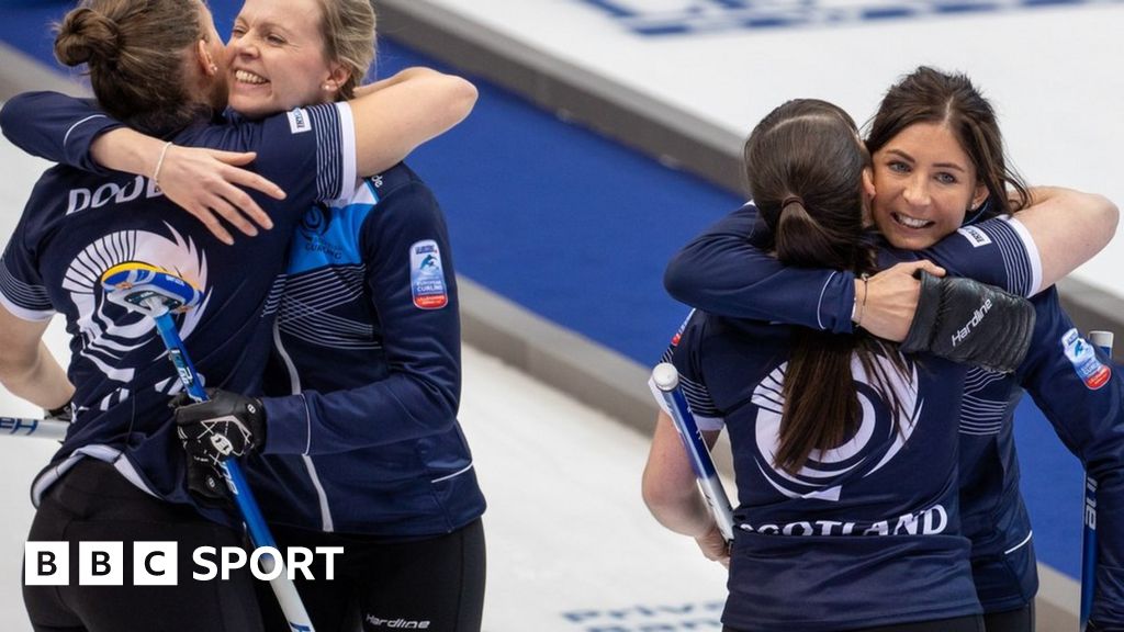 European Curling Championships: Scotland celebrate double gold - BBC Sport