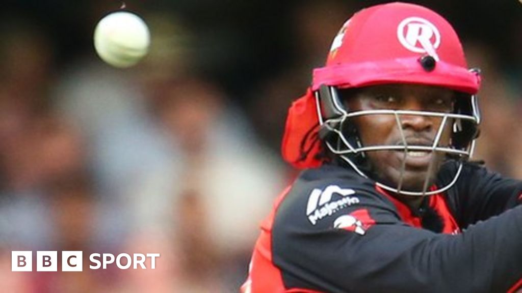 Chris Gayle: Pietersen shines as Stars beat Renegades in BBL - BBC Sport