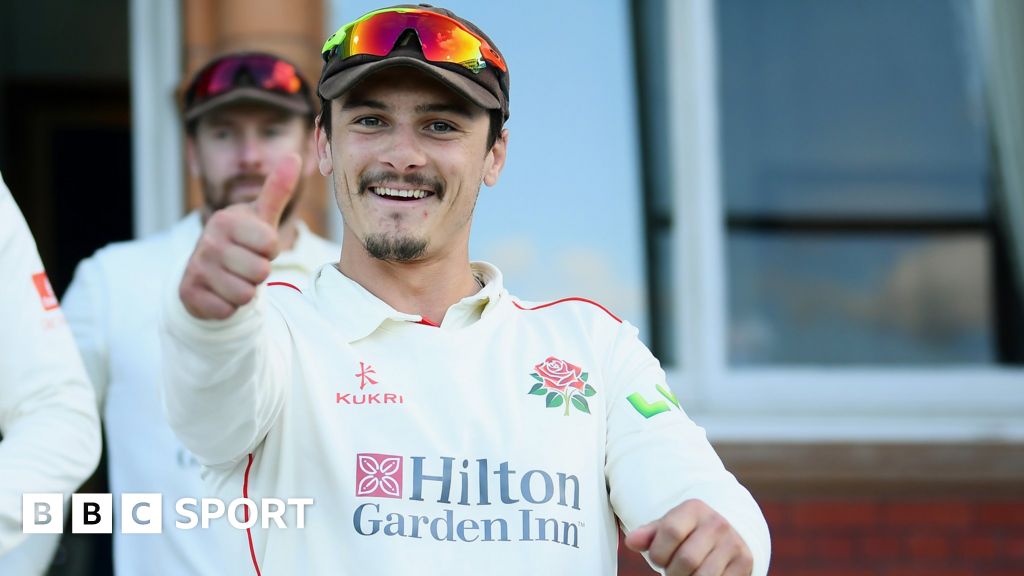 Rob Jones: Worcestershire sign Lancashire batter on three-year deal ...