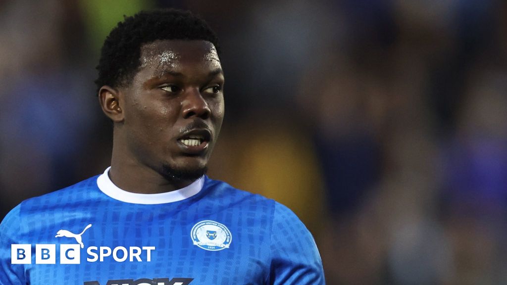 Ephron Mason-Clark: Coventry City sign forward and loan him back to ...