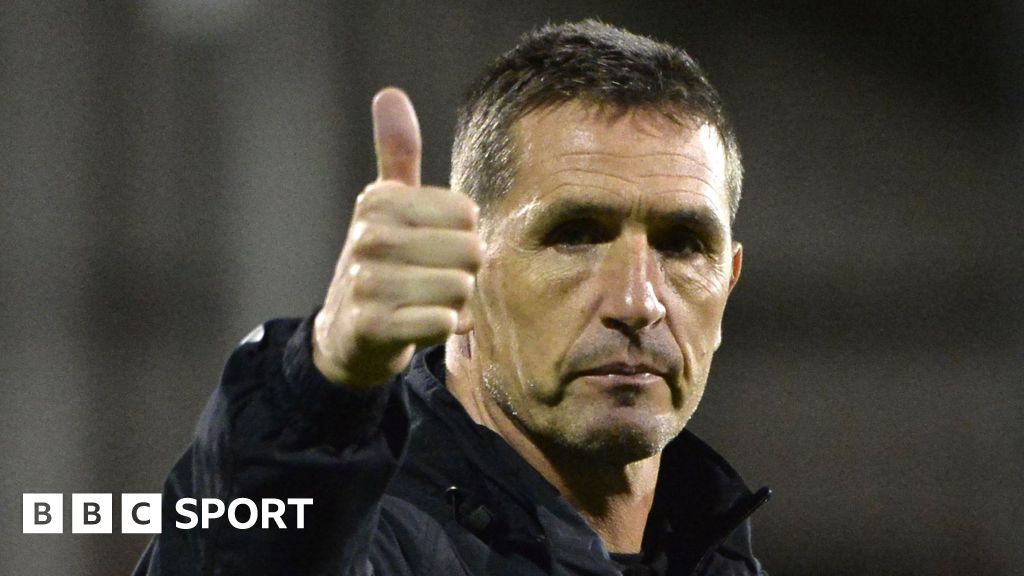 Irish Premiership: Baxter urges Crusaders to build up momentum - BBC Sport