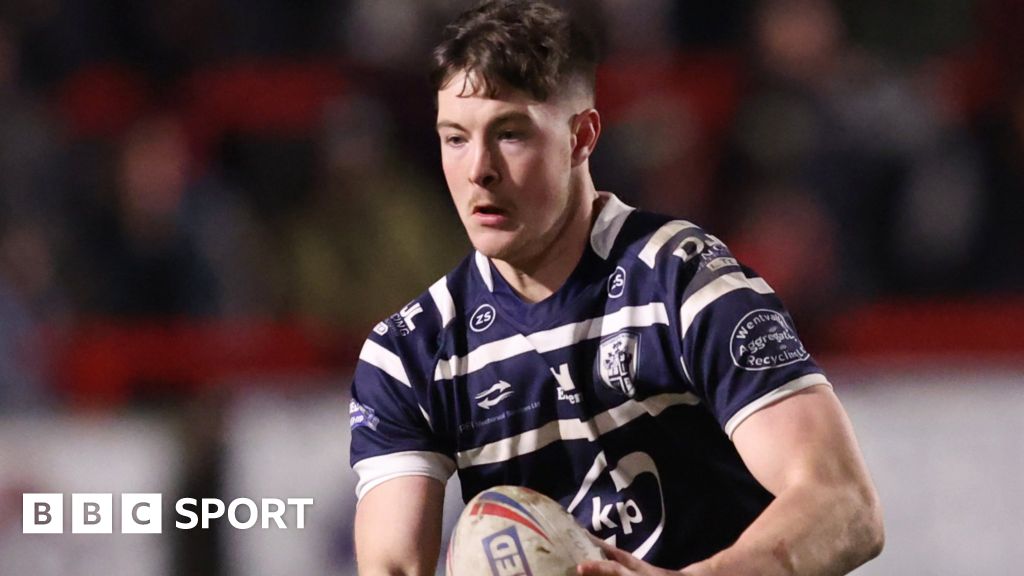 Riley Dean: Castleford Tigers sign Warrington Wolves half-back on loan ...