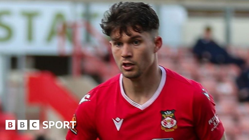 Wrexham 1-0 Woking: Jordan Davies goal earns first home win - BBC Sport