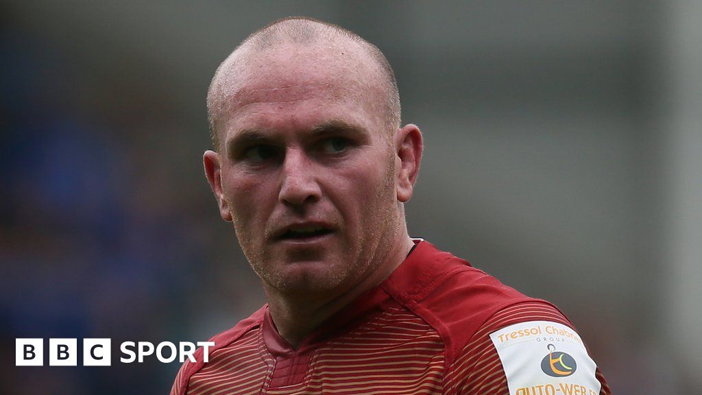 Luke Walsh signs new one-year Catalans Dragons deal for 2018 - BBC Sport