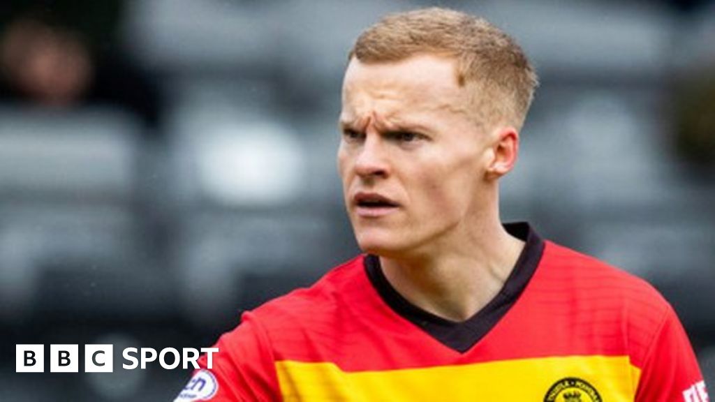 Partick Thistle 1-1 Ayr United: Thistle title hopes fade as play-off ...