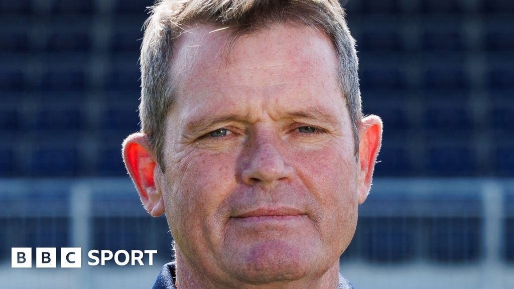 Edinburgh Rugby: Sean Everitt extends deal until 2026 as head coach ...