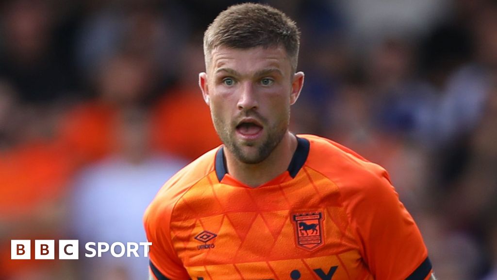 Cameron Burgess: Ipswich Town will stay 'humble' despite flying Championship start - BBC Sport