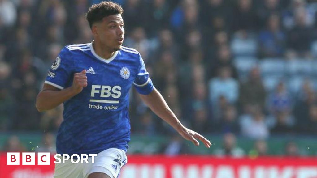 Leicester: Southgate wants 'closer look' at Justin - BBC Sport