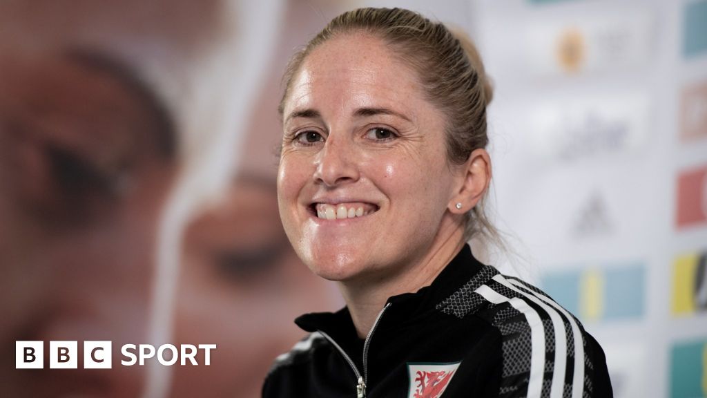 Gemma Grainger: Wales want to appoint successor before April - BBC Sport