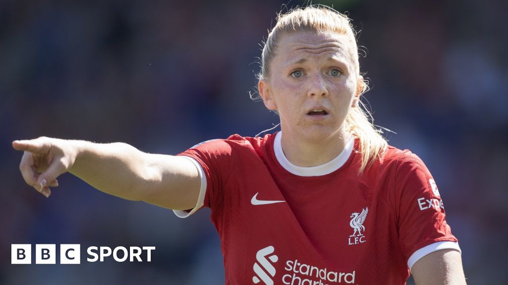 Ceri Holland: Liverpool midfielder signs new two-year deal - BBC Sport