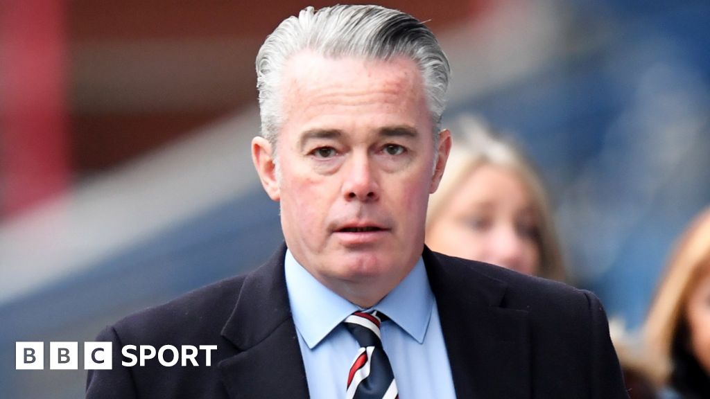 Rangers: Paul Murray and Barry Scott resign as club directors - BBC Sport