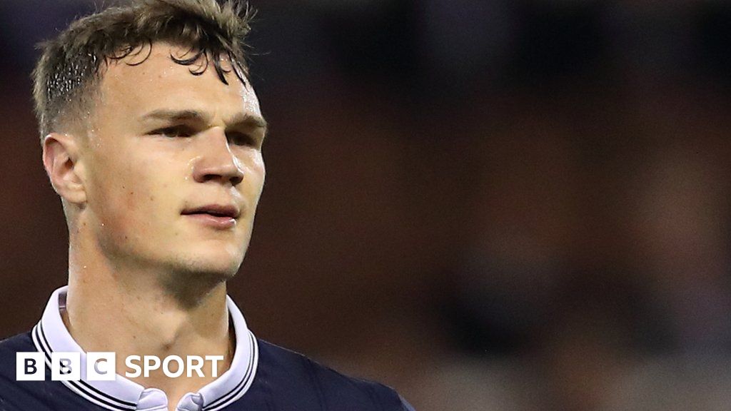 Jake Cooper: Millwall defender signs new contract with Championship ...
