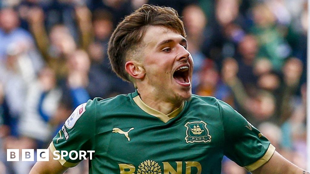 Luke Cundle: Stoke sign Wolves midfielder on loan after Plymouth recall ...