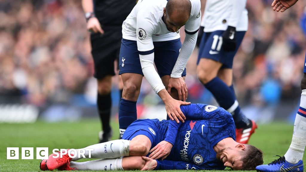 Premier League: Players face '25% increased injury risk' - BBC Sport