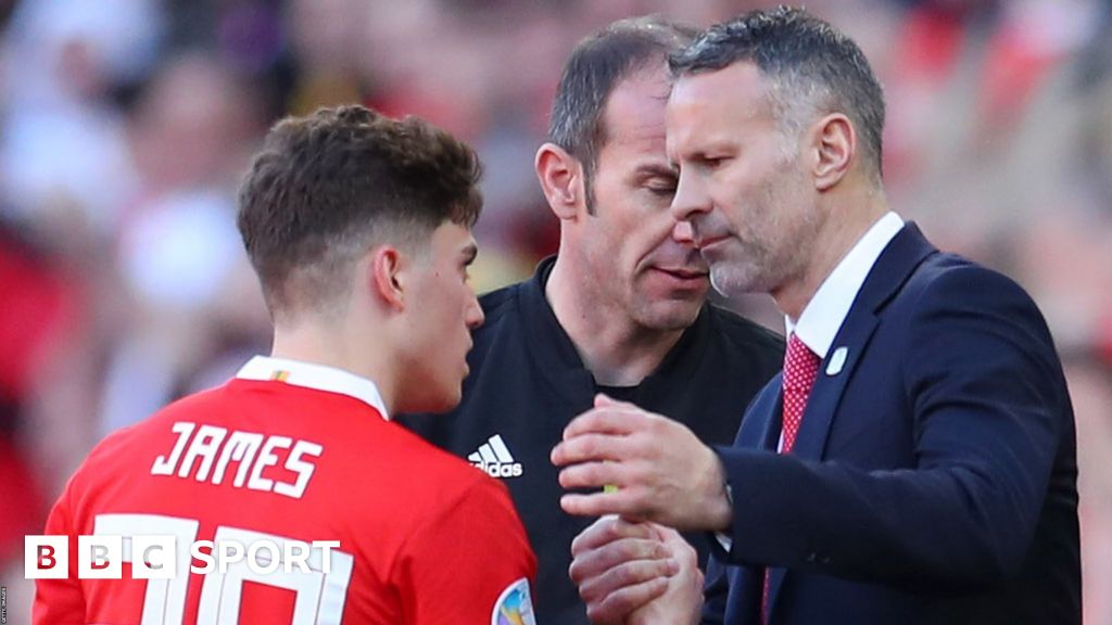 Daniel James: Ryan Giggs urges referees to protect Wales and Man Utd ...
