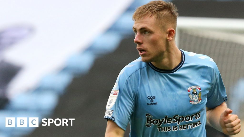 Stevenage: Coventry City's Josh Reid and Reading's Jokull Andresson ...