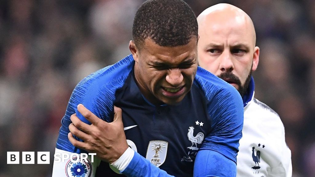 France 1-0 Uruguay: Kylian Mbappe injures shoulder during France ...
