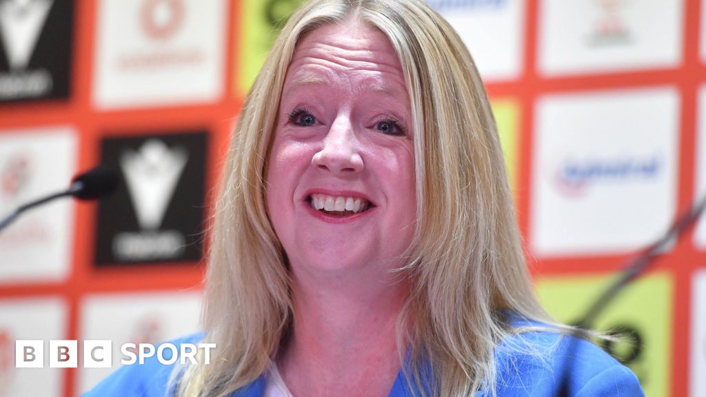 Abi Tierney: The woman aiming to change Welsh rugby - BBC Sport