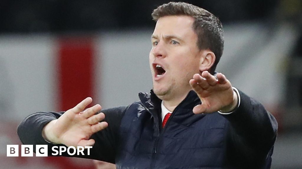 Gary Caldwell: Exeter City boss to use FA Cup final experience for ...