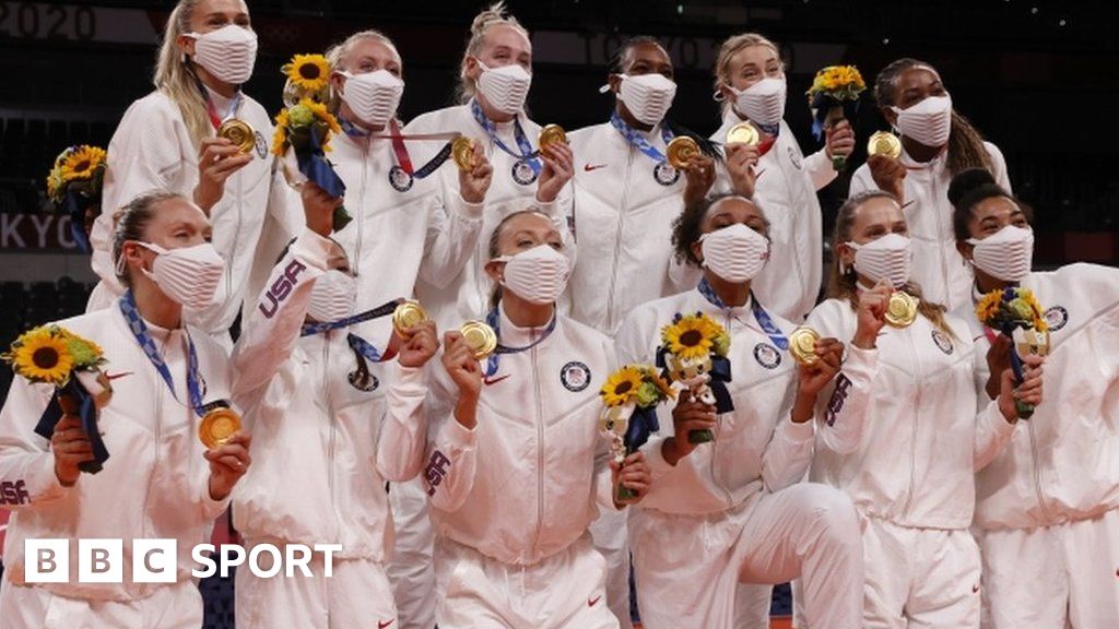 Tokyo Olympics: USA win first women's volleyball gold - BBC Sport