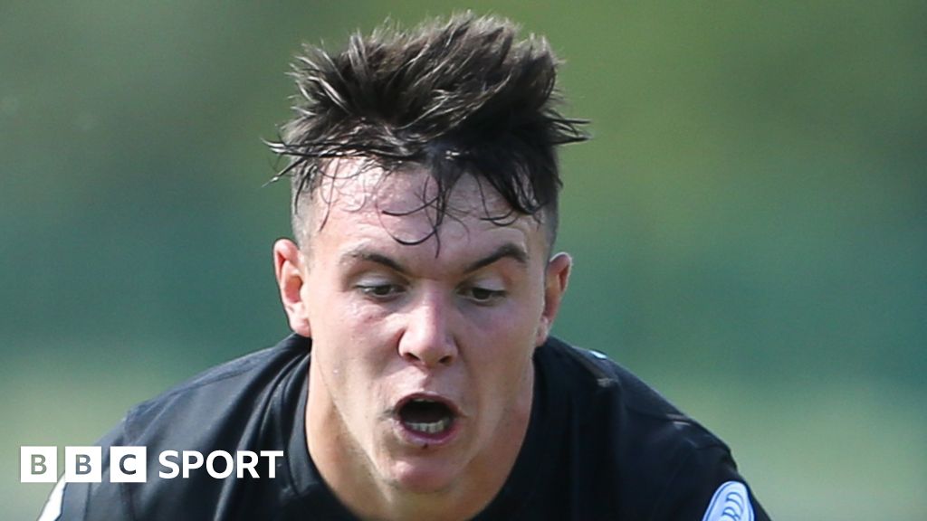Callum Carson among six players leaving Ospreys - BBC Sport