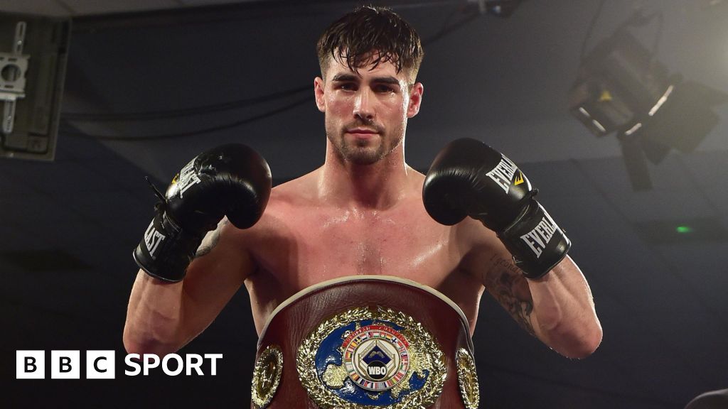 Jamie Cox: Super Middleweight boxer targets multiple world titles - BBC ...