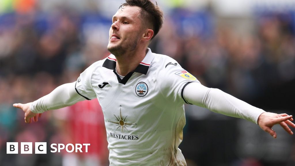 Swansea City 2-0 Bristol City: Liam Cullen and Oliver Ntcham goals seal timely win - BBC Sport