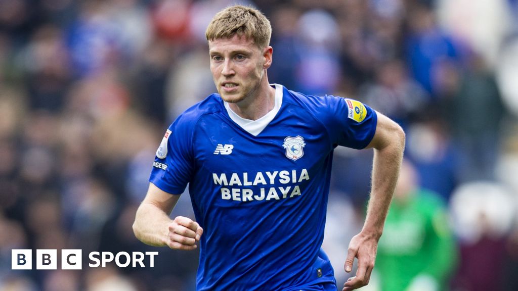 Mark McGuinness: Cardiff City defender signs new four-year deal - BBC Sport