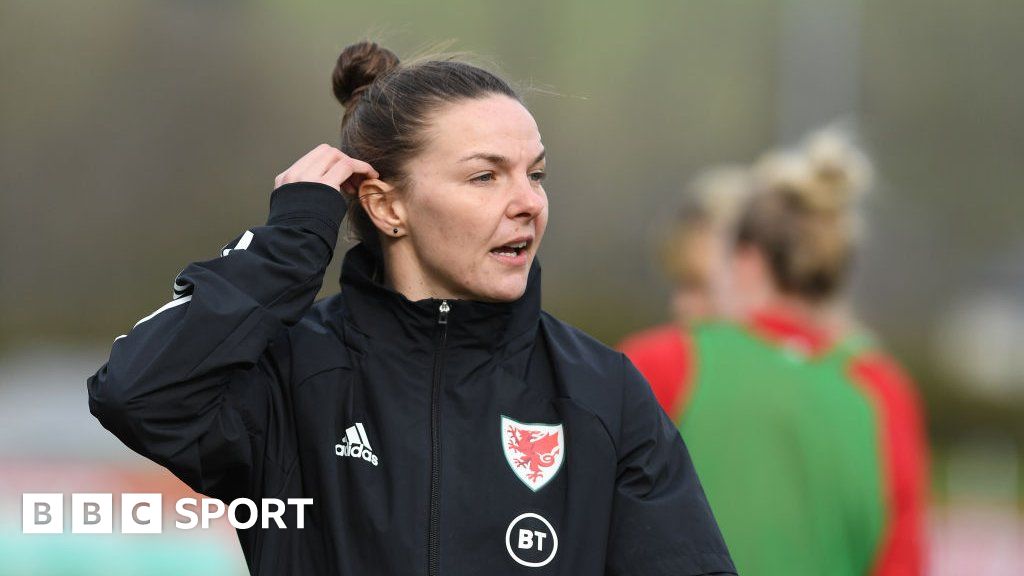 Loren Dykes: Ex-Wales defender returns to Bristol City as assistant ...