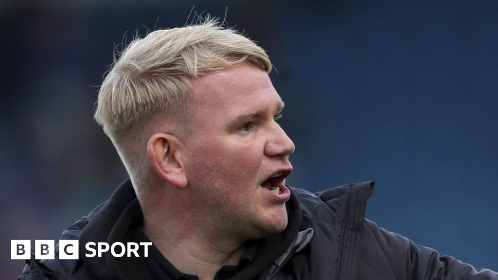 Barrow: Manager Pete Wild urges club to enjoy riding high - BBC Sport