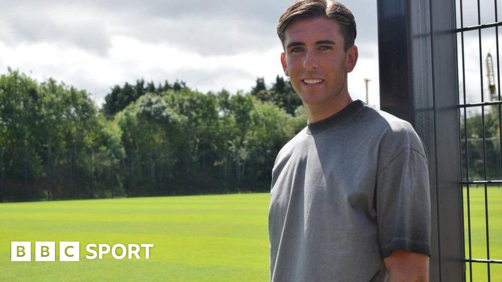 Luis Binks: Coventry City agree season-long loan for Bologna defender ...