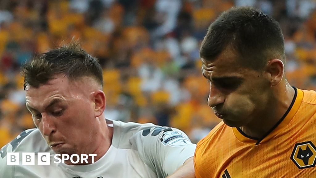 Europa League: Wolves beat gritty Crusaders 2-0 on European return ...