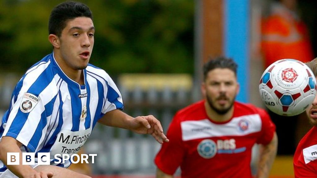 Jordan Murphy: Kidderminster extend Walsall forward's loan - BBC Sport