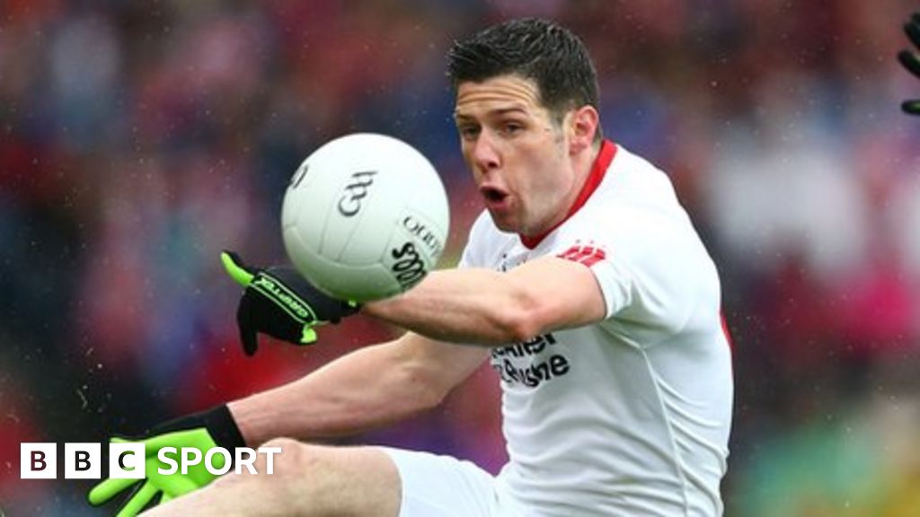 Football League Division Two: Cavanagh return one of five changes - BBC ...