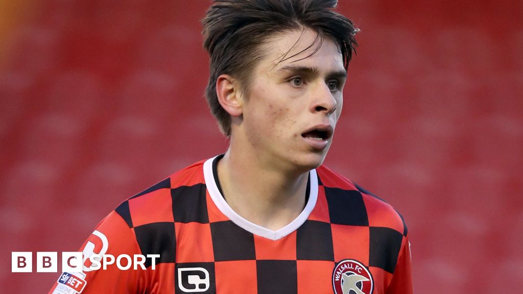 George Dobson: Walsall re-sign ex-West Ham midfielder from Sparta ...