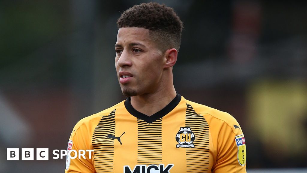 Motherwell: Jake Carroll to join from Cambridge United - BBC Sport