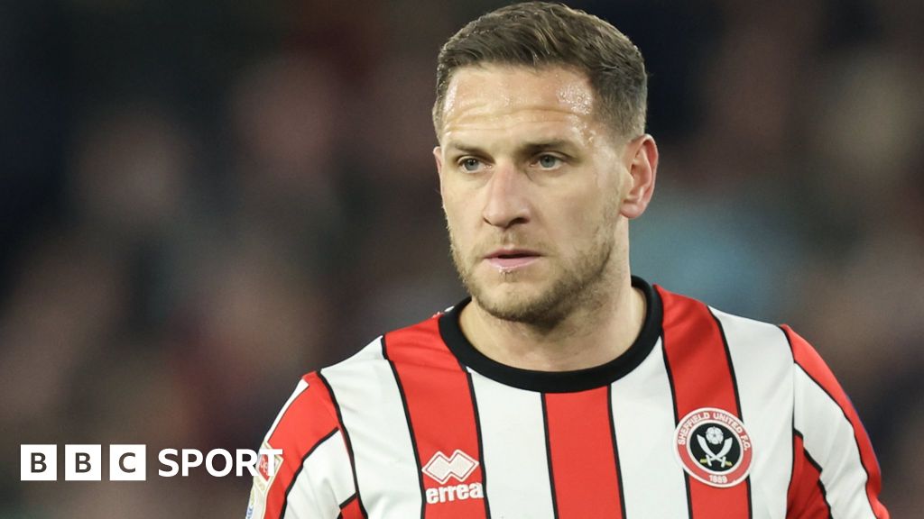 Billy Sharp: Hull City agree deal to sign veteran striker - BBC Sport