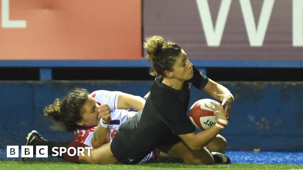 Women's Rugby: Wales XV 39-17 Armed Forces - BBC Sport
