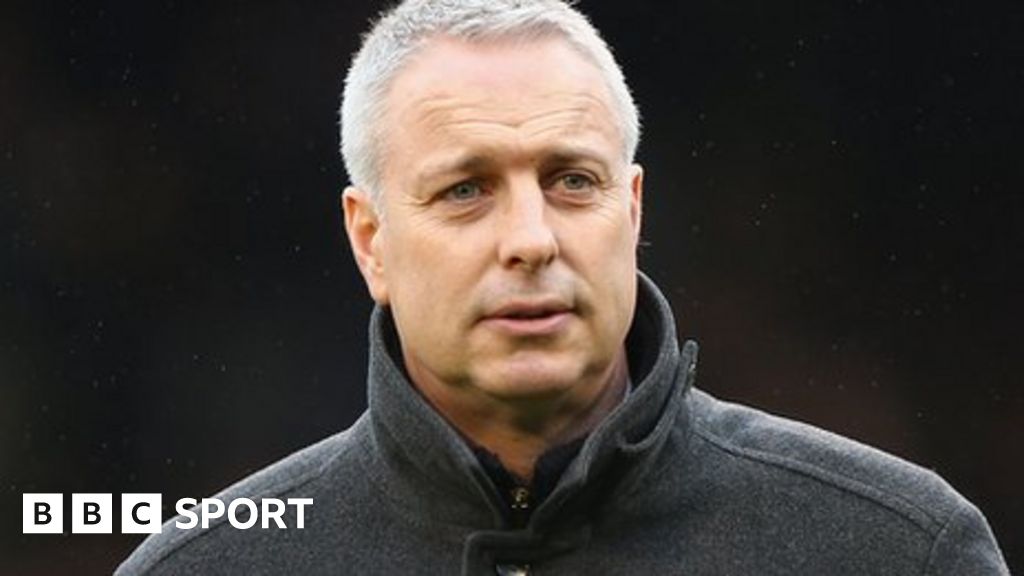 Fulham manager Kit Symons sad to leave Wales assistant role - BBC Sport