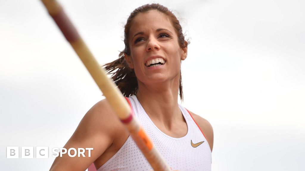 Katerina Stefanidi wins women's garden pole vault challenge - BBC Sport